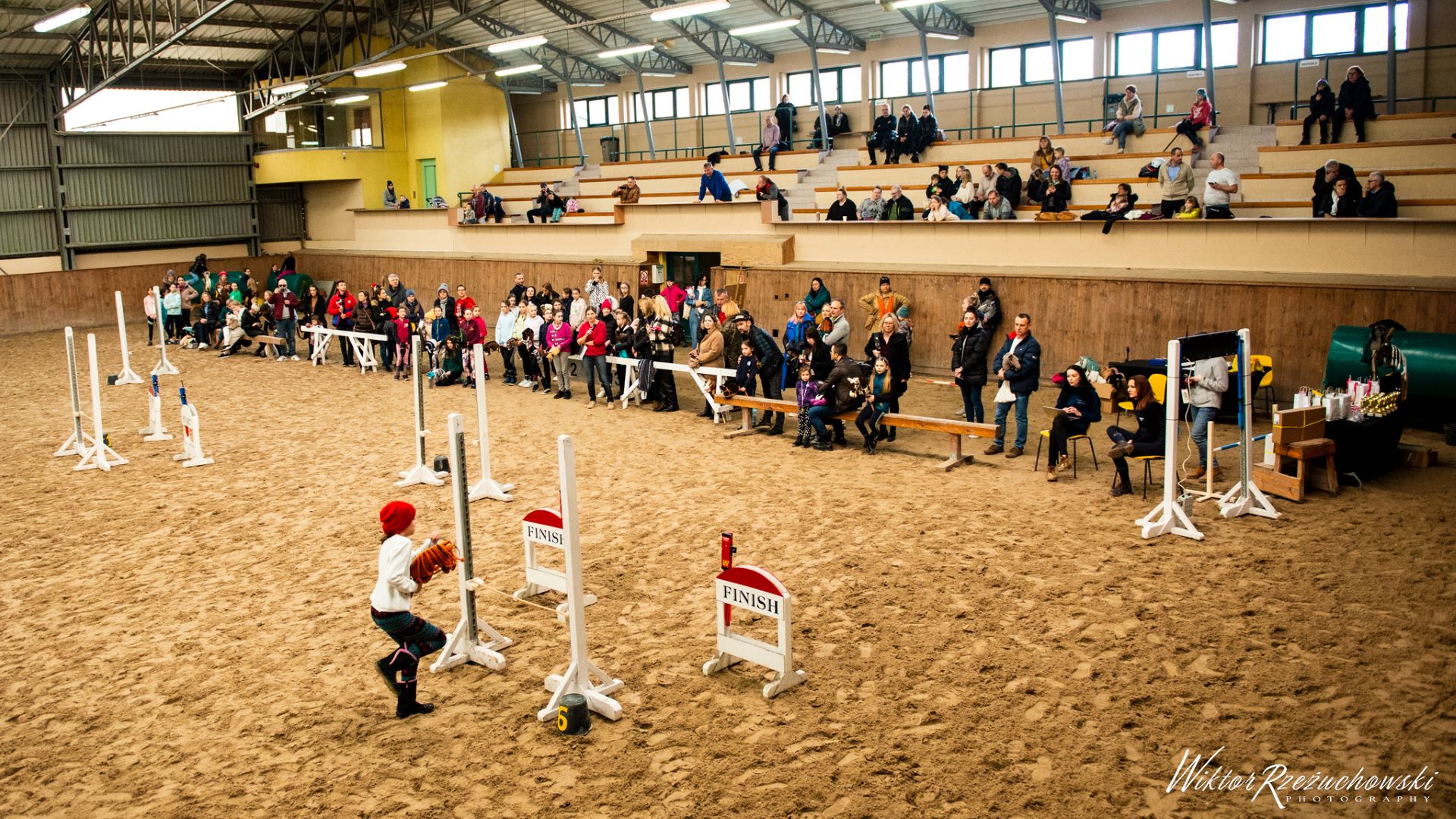 Walentynkowe Zawody Hobby Horse - Tor Partynice